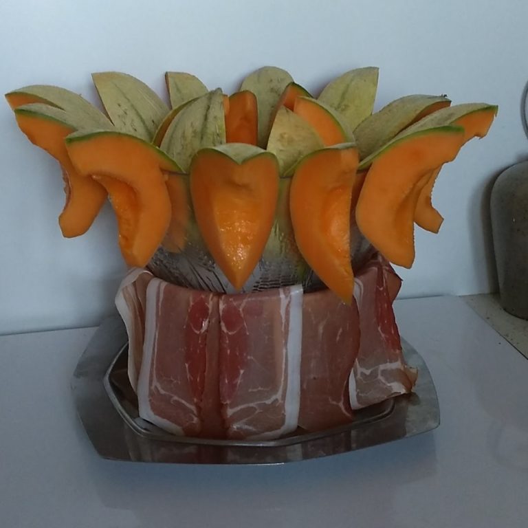 Fontaine de melon, superbe sur un buffet. Comment faire ? | MiaouZdays