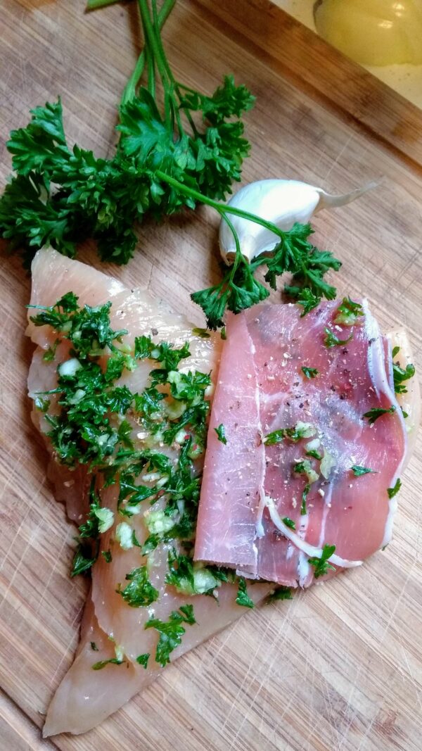 Blanc de Poulet Farcis Jambon Fumé et Persillade | MiaouZdays